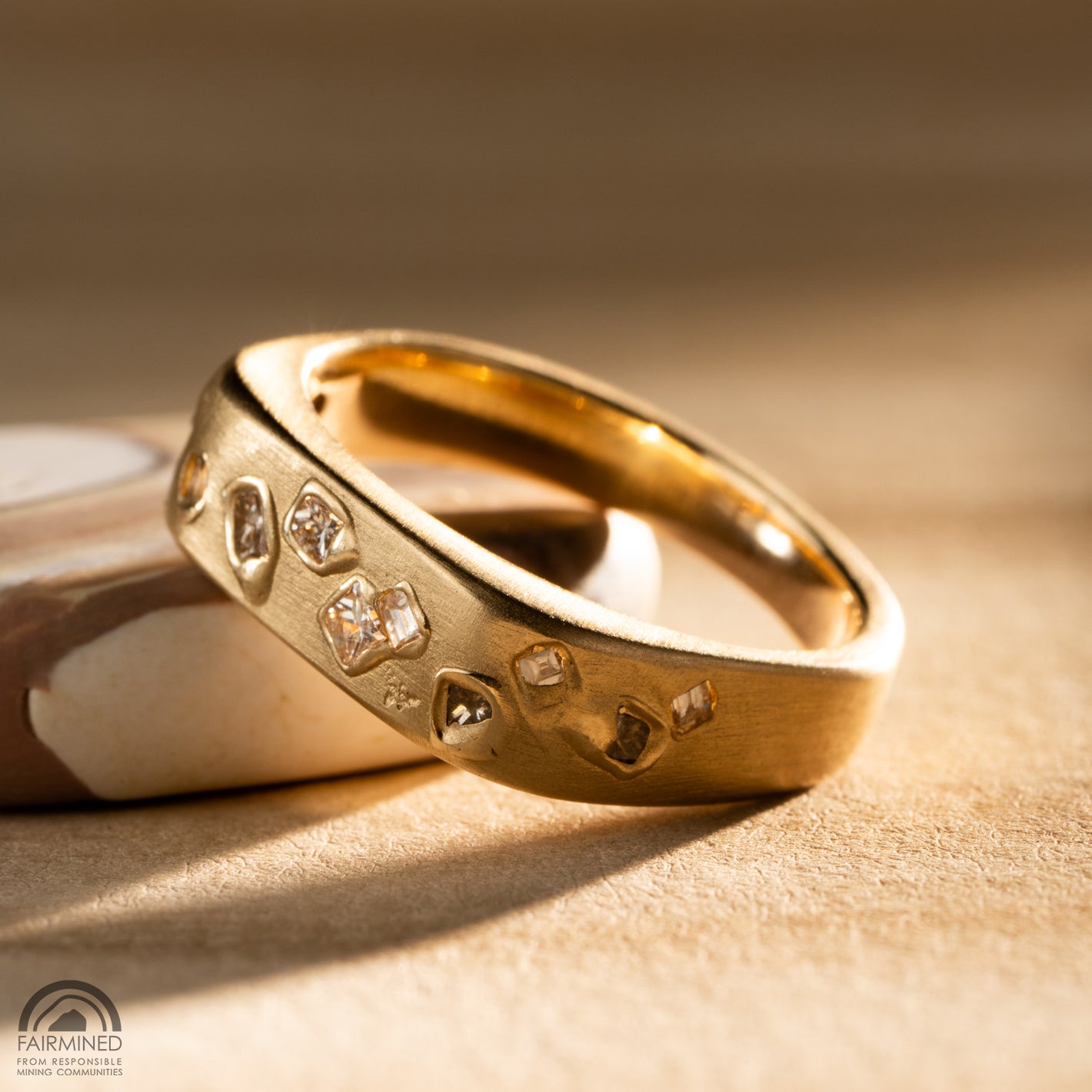 Globular Ring with Fairtrade Certified Gold | Malleable Jewellers